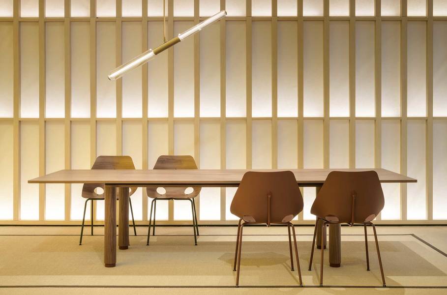 Höhenverstellbarer Tisch von Daniel Rybakken für Alias - Produkte ...