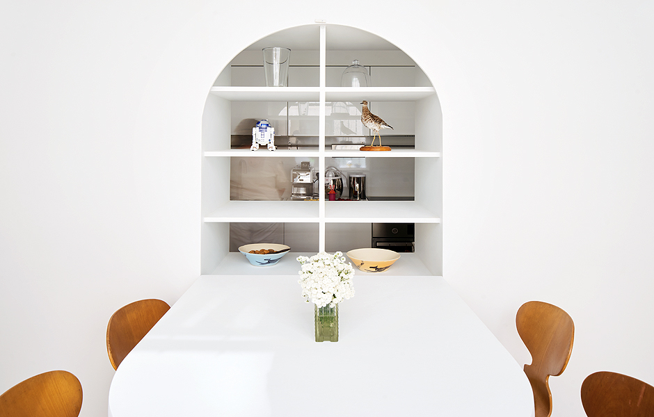 Multifunktionsmöbel und Innenarchitektur von Freaks Architecture in ...